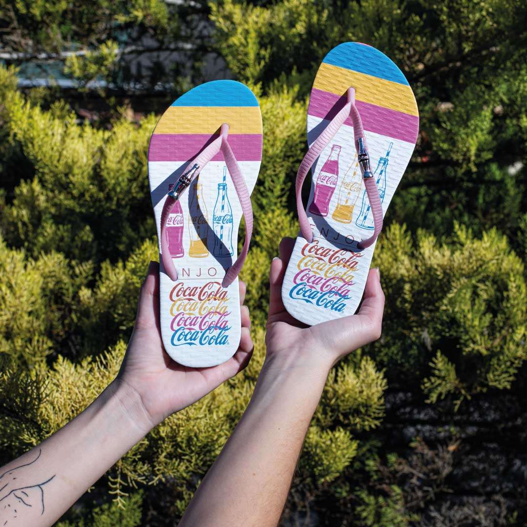 Chinelo Coca-Cola Shoes Coke PartyBranco Rose